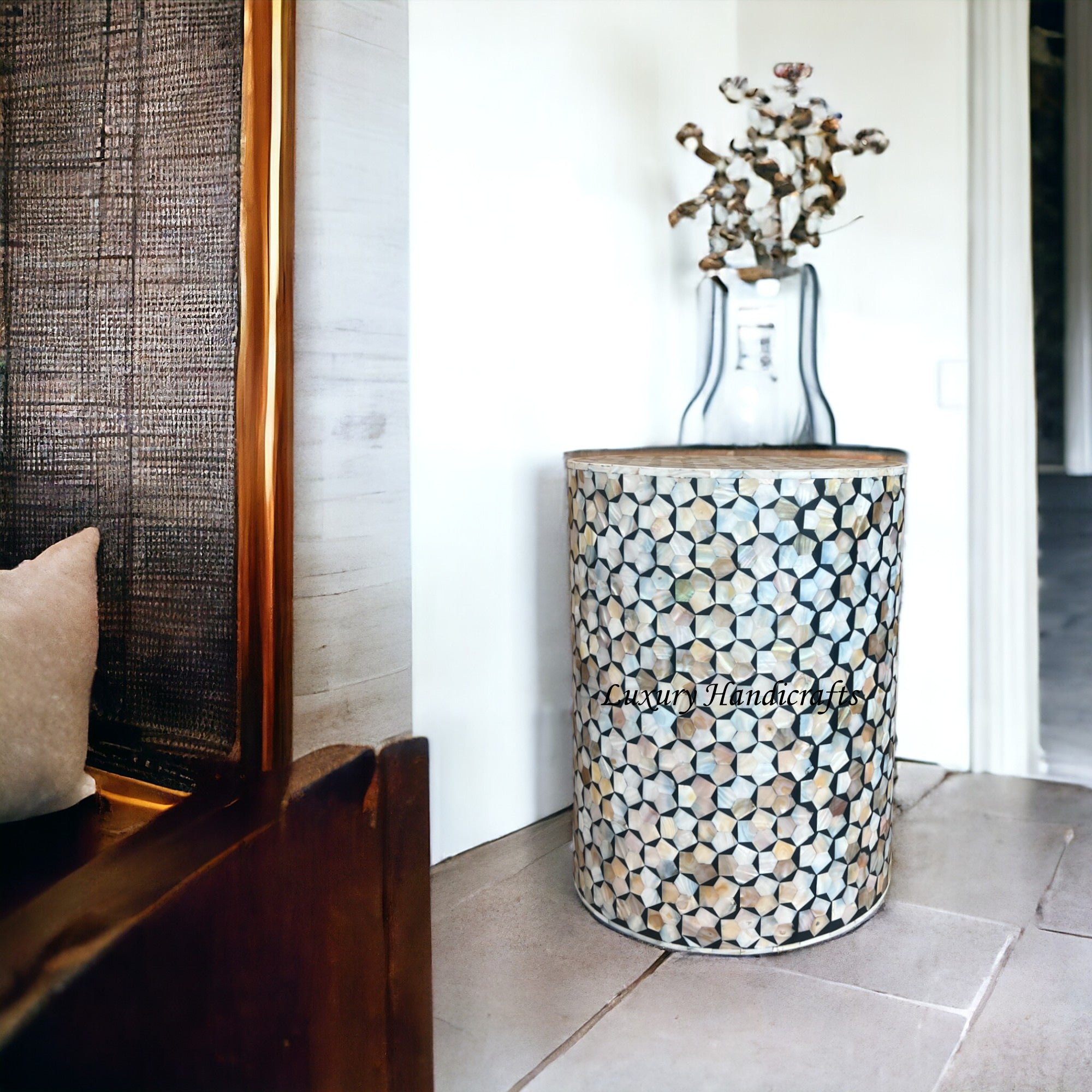 Targua MOP Inlay Round Stool Black – Luxury Handicraft